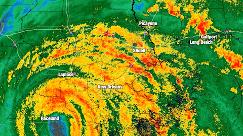 4 Expert Tools to Track Tropical Storms